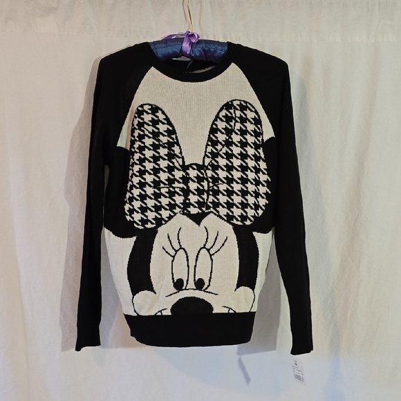Disney | Sweaters | Disney Minnie Mouse Graphic Sweater | Poshmark